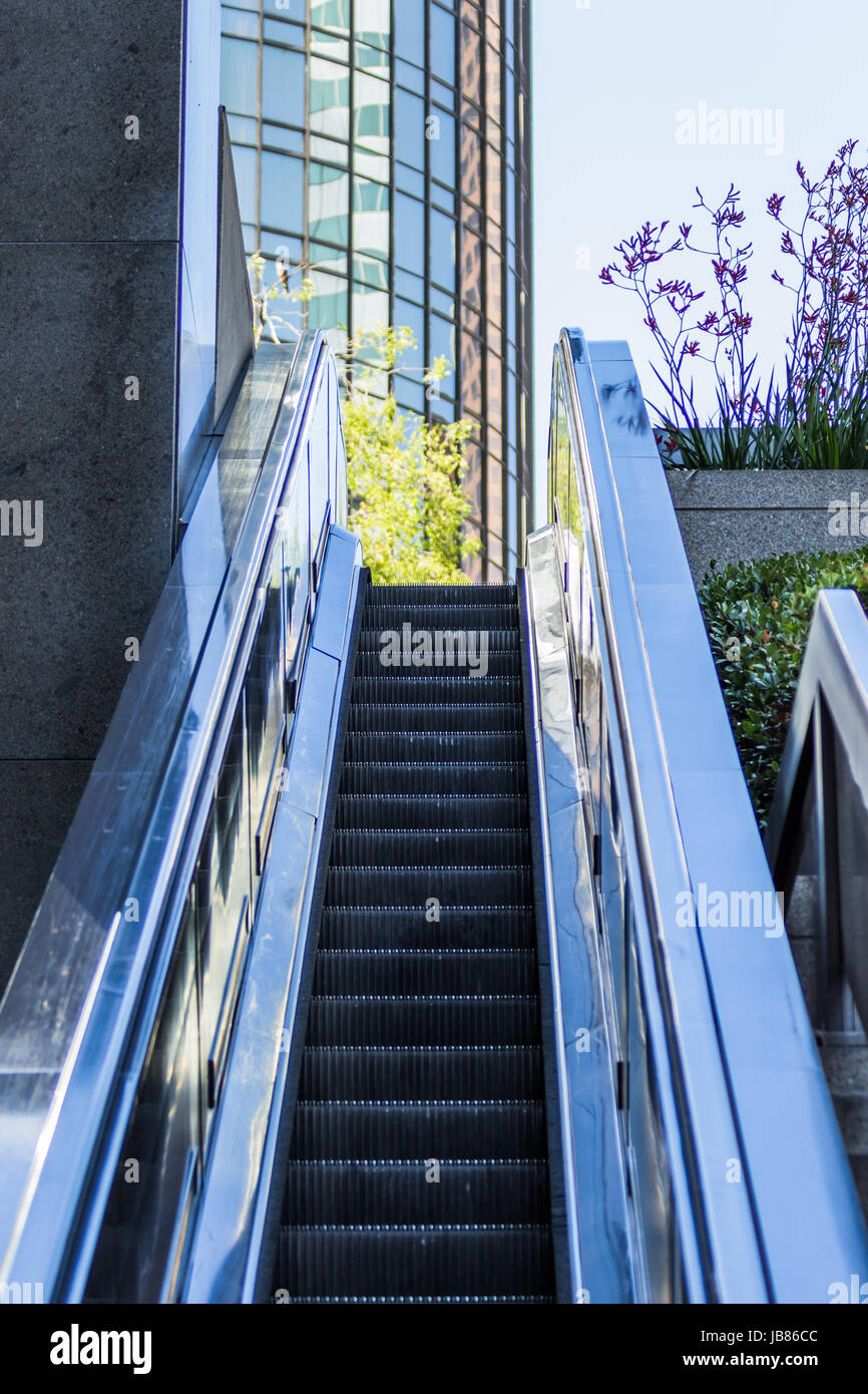 Tall escalator hi-res stock photography and images - Alamy