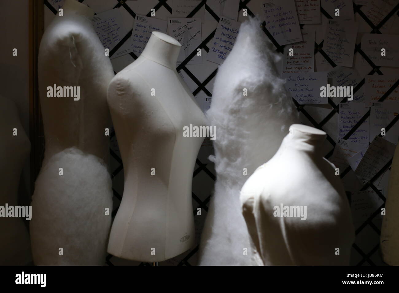 Tailors dummy hi-res stock photography and images - Alamy