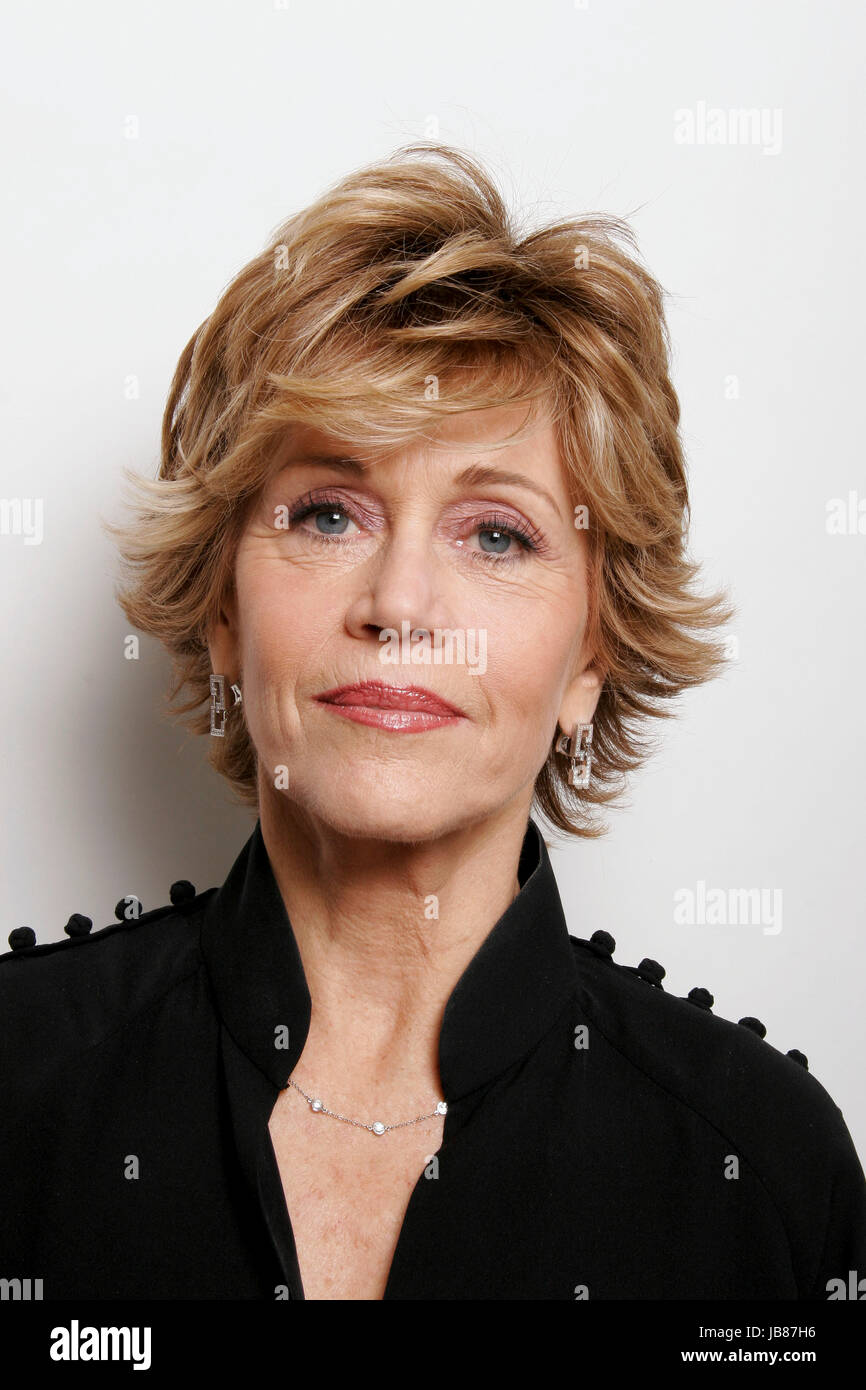 Exclusive portrait session with actress Jane Fonda in Beverly Hills on ...