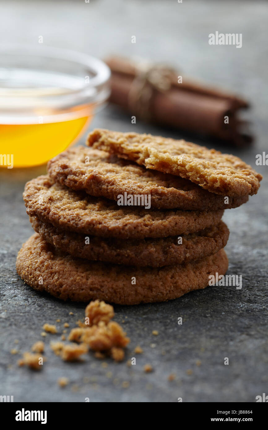 ginger and honey snaps Stock Photo - Alamy