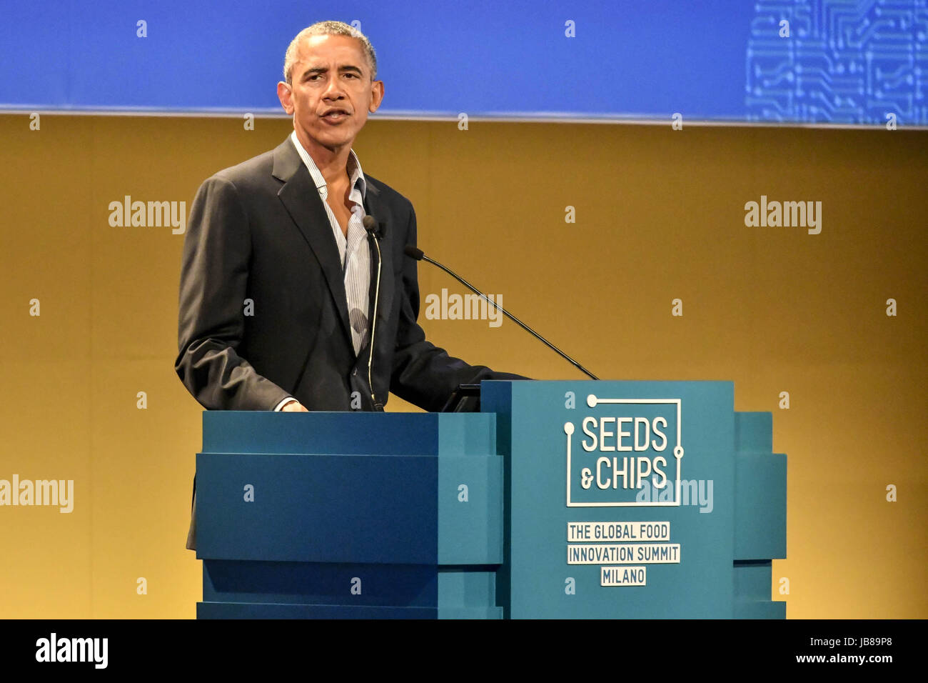 Barack Obama speaks at the 'Seeds and Chips' Global Food Innovation ...