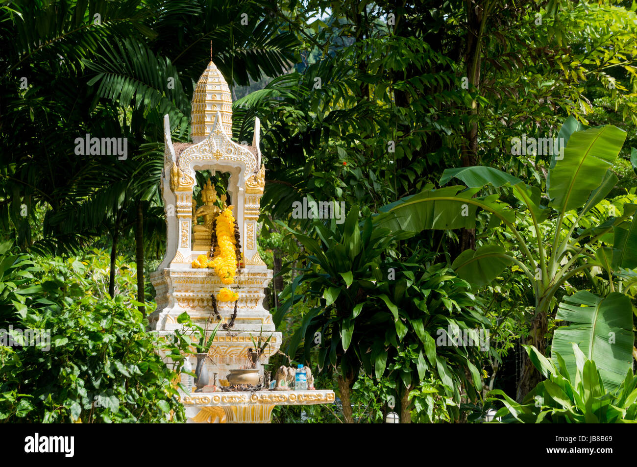Beautiful thai outdoor spirit hi-res stock photography and images - Alamy