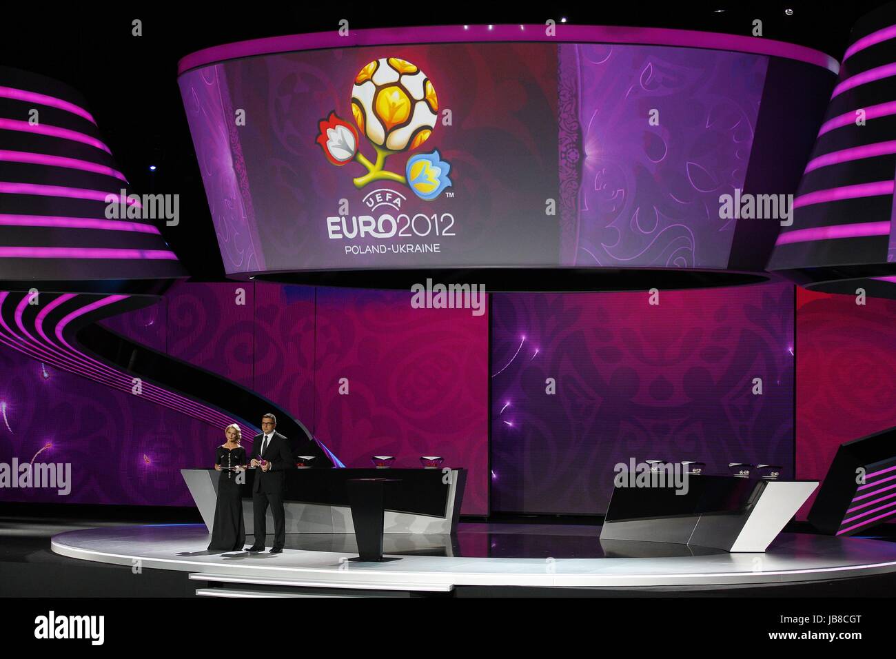 2012 DRAW STAGE UEFA EURO 2012 FINAL DRAW UEFA EURO 2012 FINAL DRAW ...