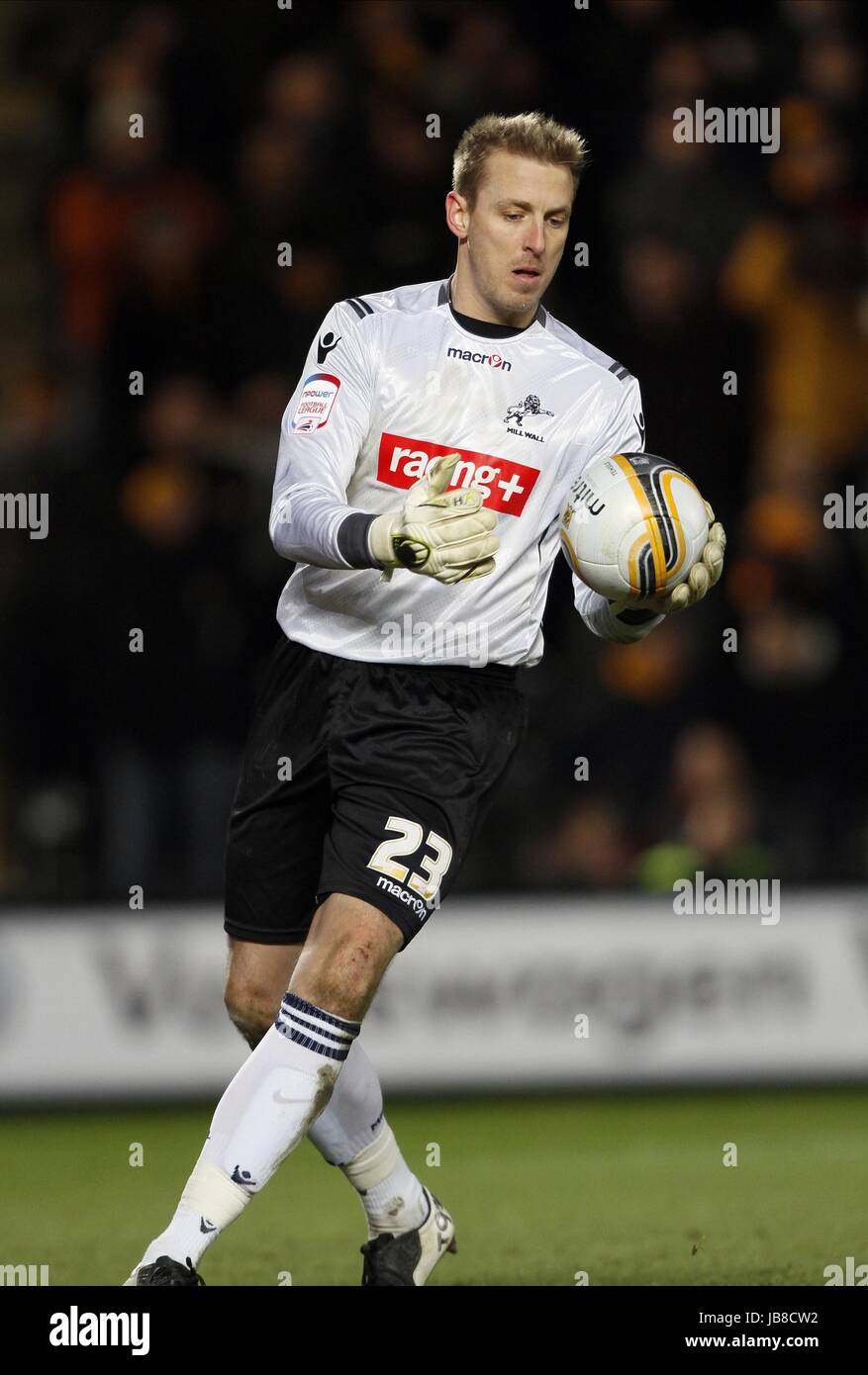 STEVE MILDENHALL MILLWALL FC MILLWALL FC KC STADIUM HULL ENGLAND 17 ...