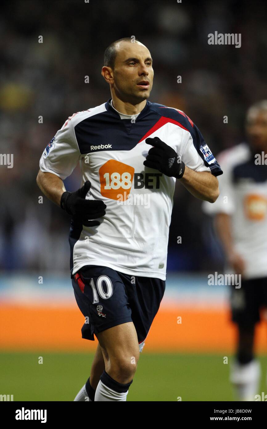 Bolton wanderers and martin petrov hi-res stock photography and images ...