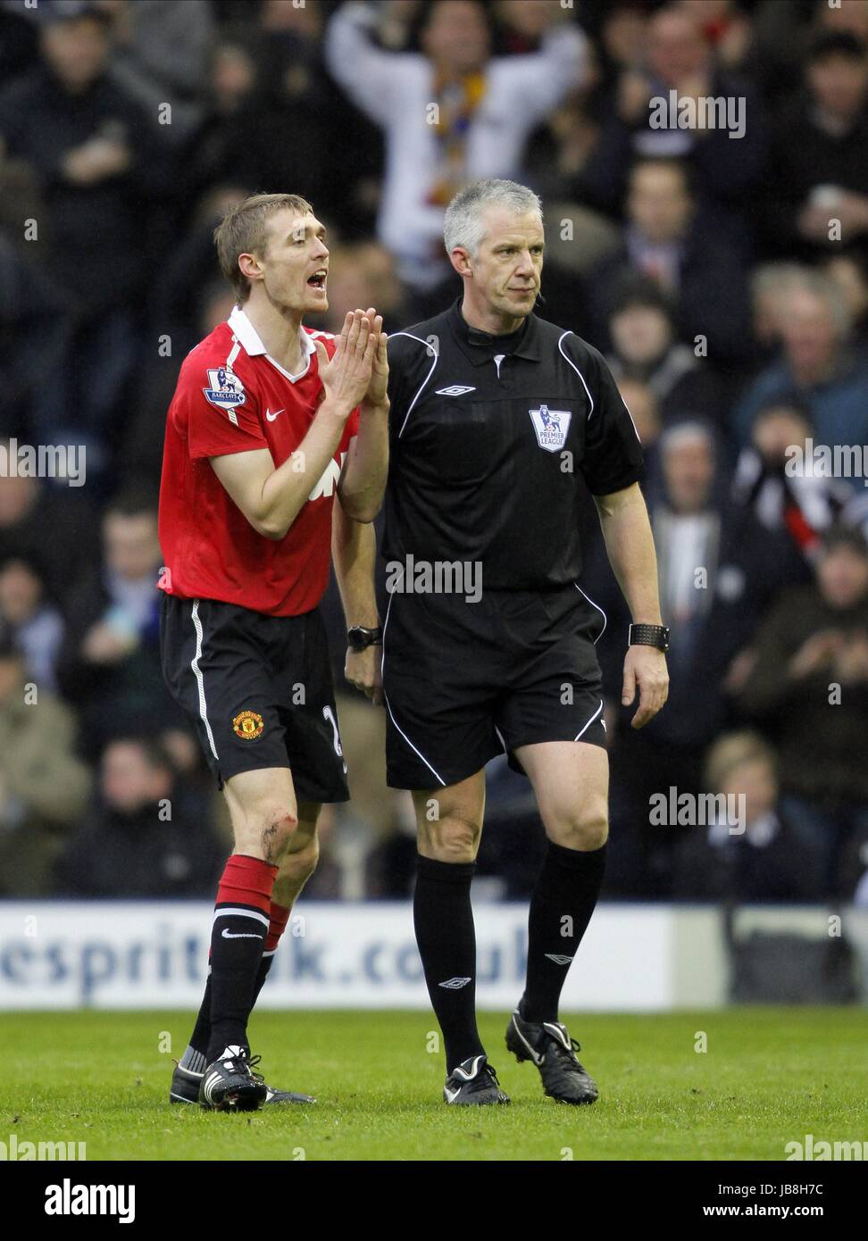 Referee Chris Foy High Resolution Stock Photography and Images - Alamy
