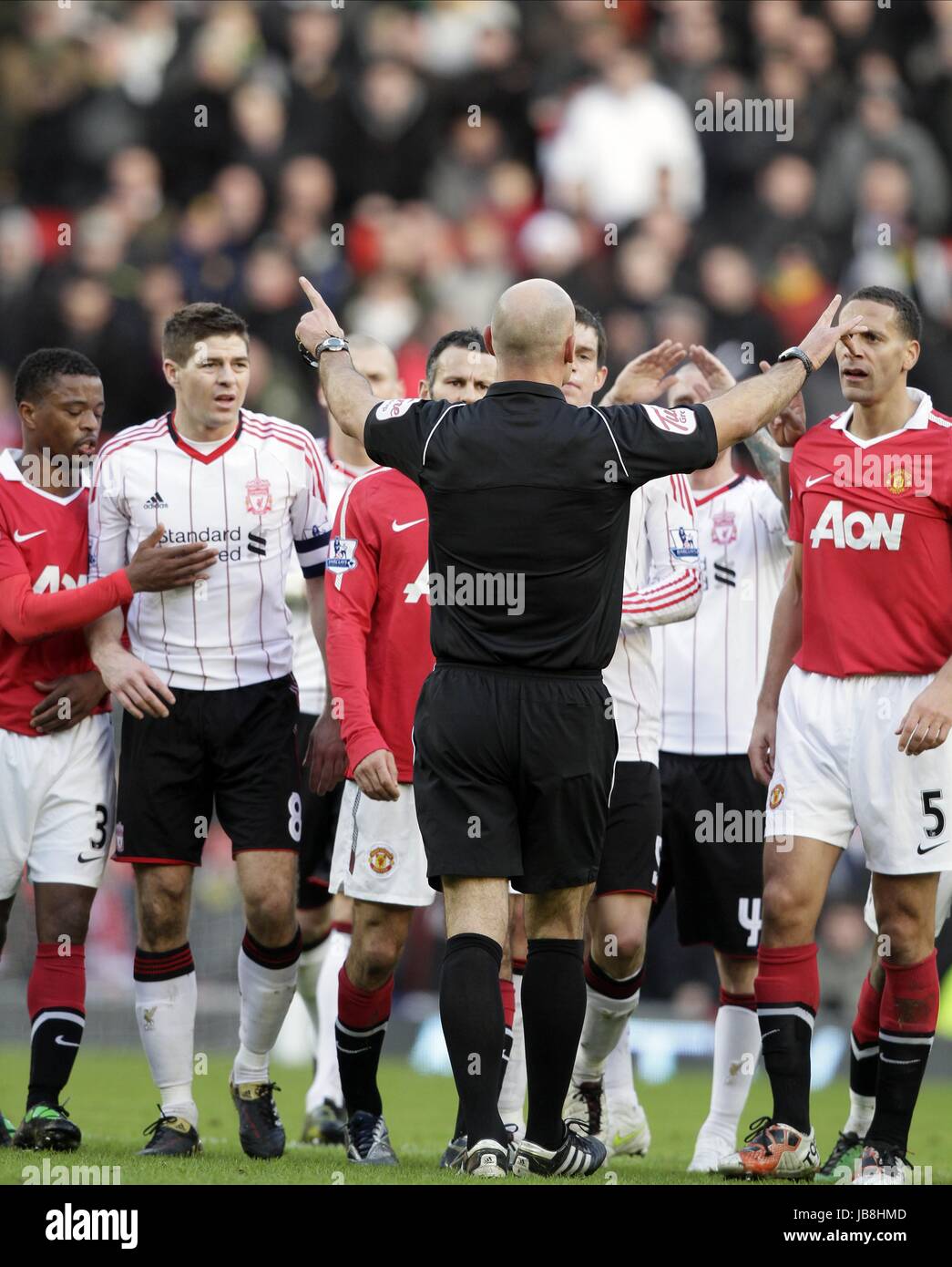 PLAYERS HOWARD WEBB MANCHESTER UNITED V LIVERPOOL MANCHESTER UNITED V LIVERPOOL OLD TRAFFORD ...