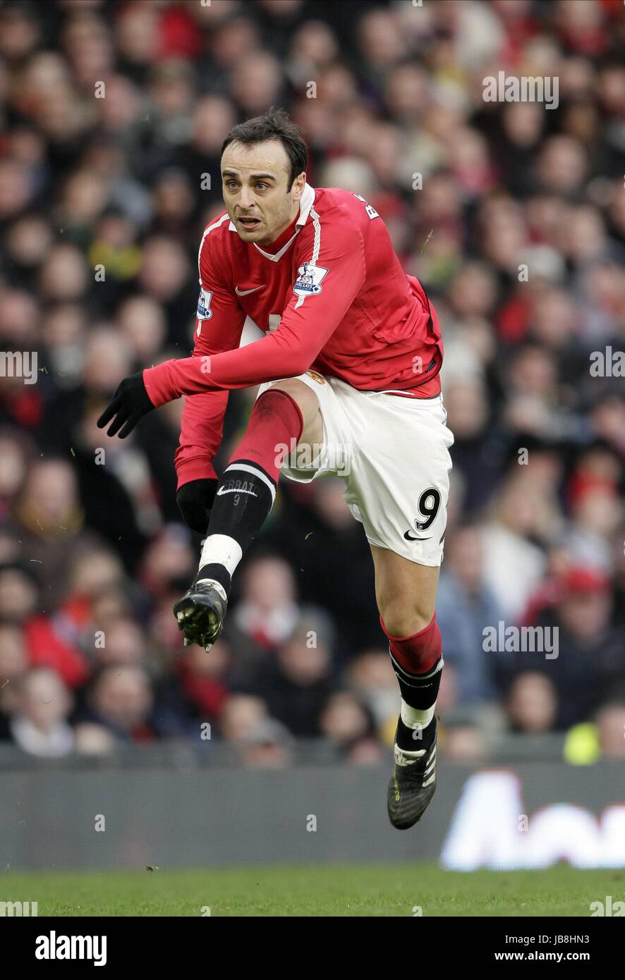 DIMITAR BERBATOV MANCHESTER UNITED FC MANCHESTER UNITED FC OLD TRAFFORD ...