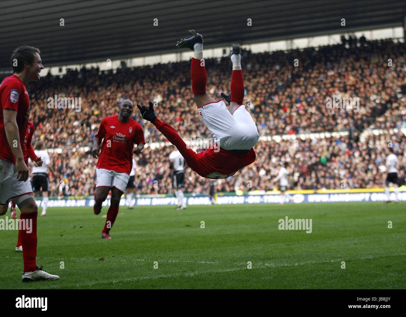 Football celebrating robert earnshaw hi-res stock photography and ...