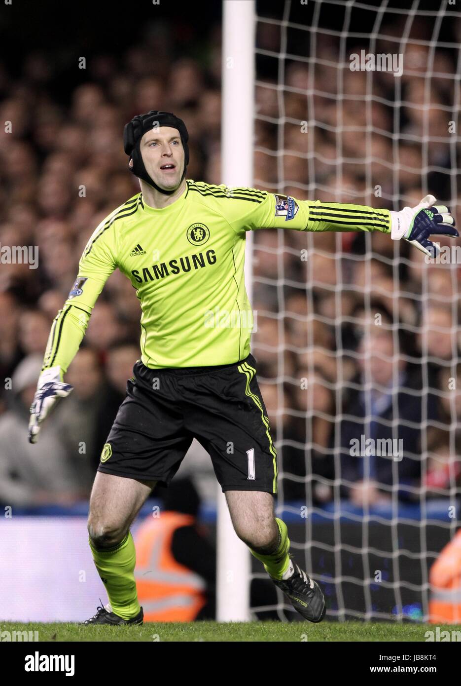 PETR CECH CHELSEA FC CHELSEA FC STAMFORD BRIDGE LONDON ENGLAND 06 ...