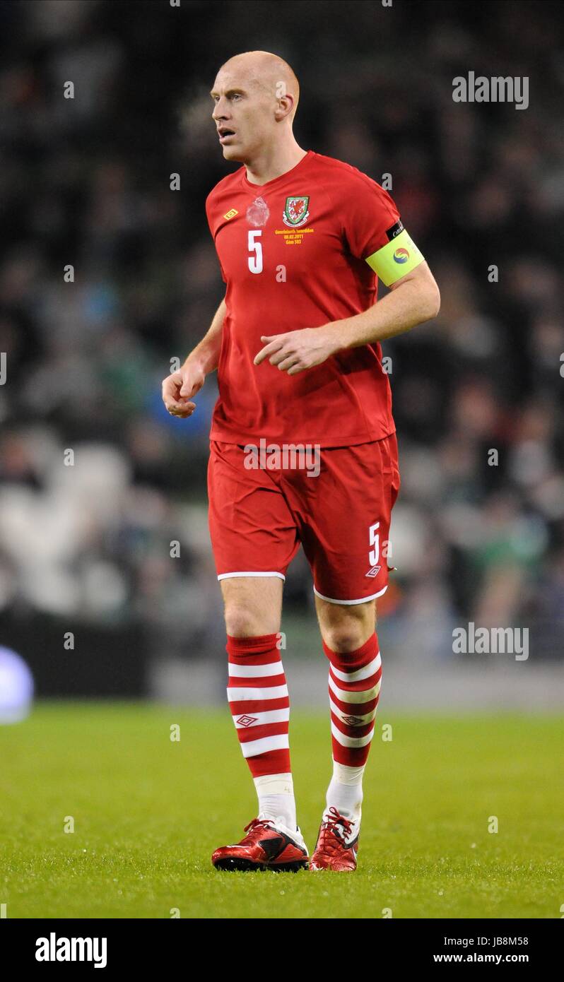James collins hi-res stock photography and images - Alamy