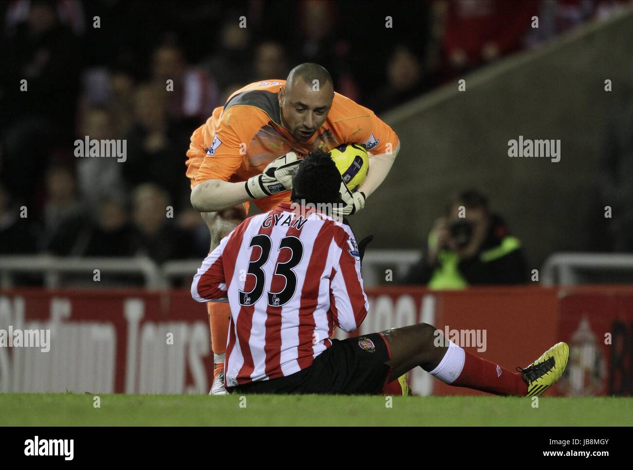 Heurelho gomes spurs hi-res stock photography and images - Alamy