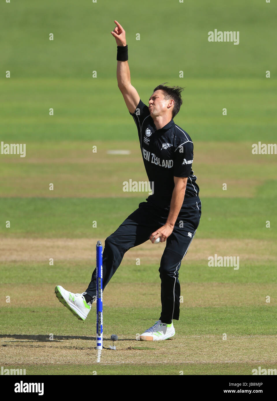 New Zealand's Trent Boult during the ICC Champions Trophy, Group A ...