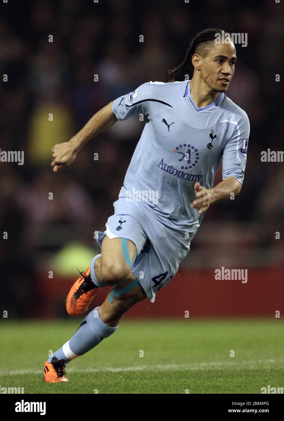 Steven pienaar tottenham hi-res stock photography and images - Alamy