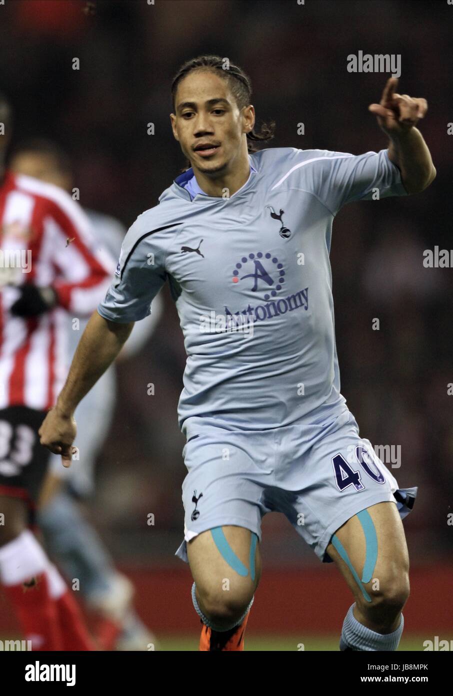 Steven pienaar tottenham hi-res stock photography and images - Alamy