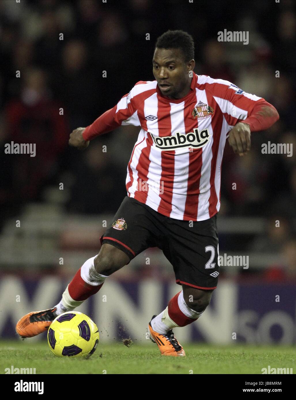 STEPHANE SESSEGNON SUNDERLAND FC SUNDERLAND FC STADIUM OF LIGHT ...