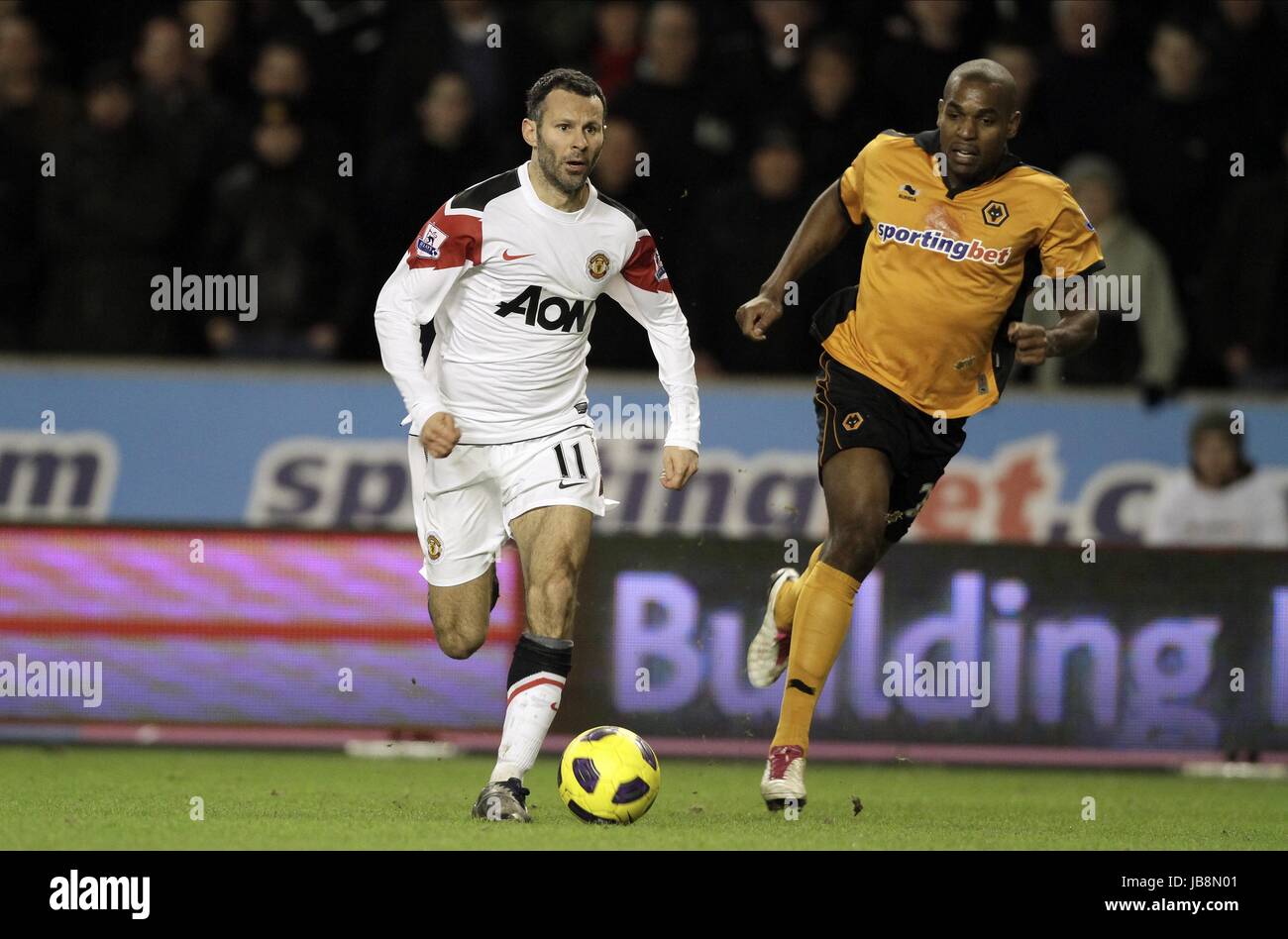RYAN GIGGS RONALD ZUBAR WOLVES V MANCHESTER UNITED WOLVES V MANCHESTER ...