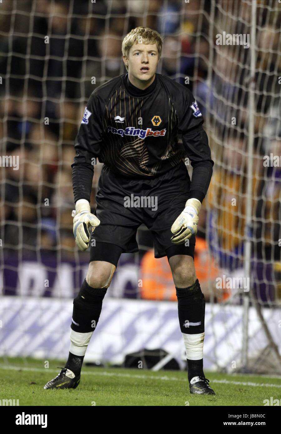 WAYNE HENNESSEY WOLVERHAMPTON WANDERERS FC WOLVERHAMPTON WANDERERS FC ...