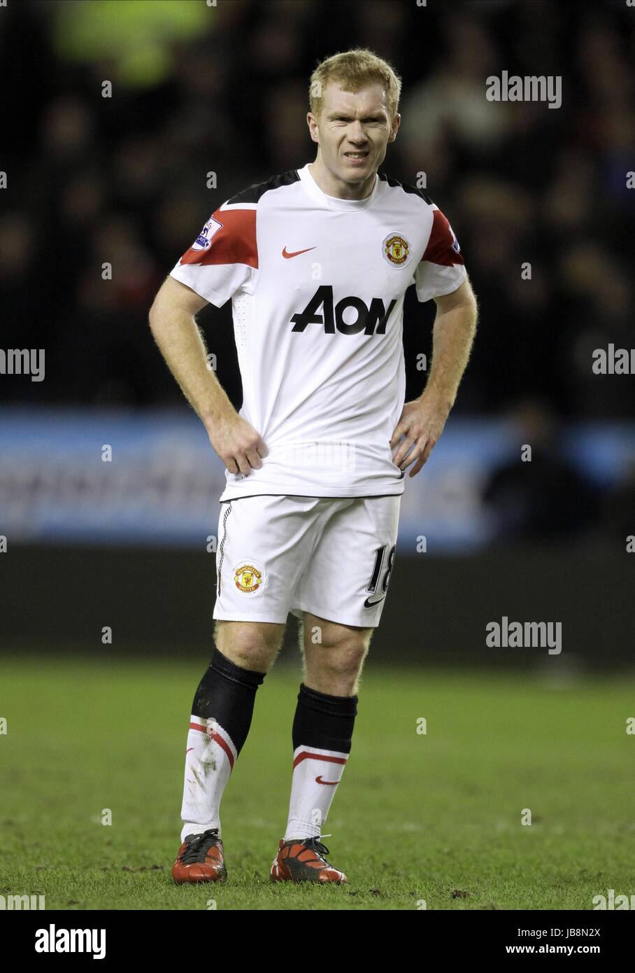 PAUL SCHOLES MANCHESTER UNITED FC MANCHESTER UNITED FC MOLINEUX STADIUM ...