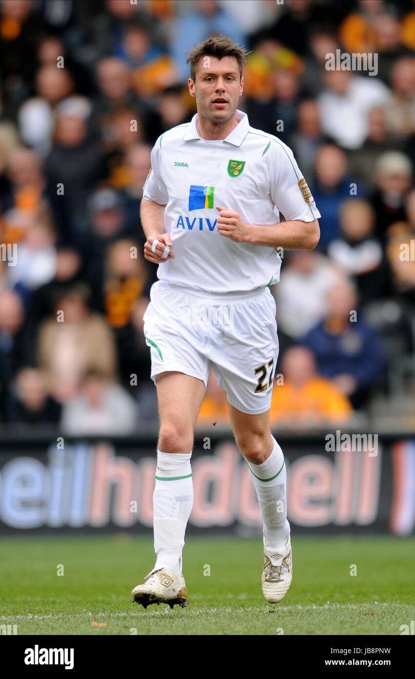 ELLIOTT WARD NORWICH CITY FC NORWICH CITY FC KC STADIUM HULL ENGLAND 19 ...