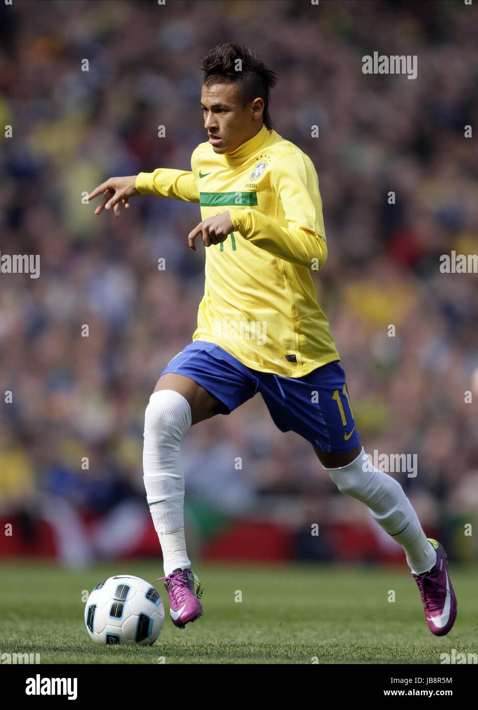NEYMAR BRAZIL EMIRATES STADIUM LONDON ENGLAND 27 March 2011 Stock Photo ...