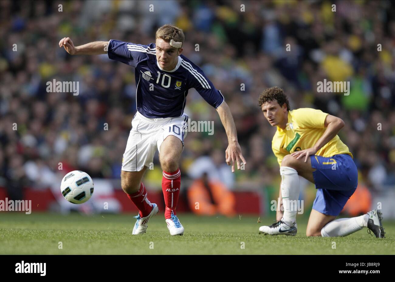 JAMES MORRISON ELANO BRAZIL V SCOTLAND BRAZIL V SCOTLAND EMIRATES ...