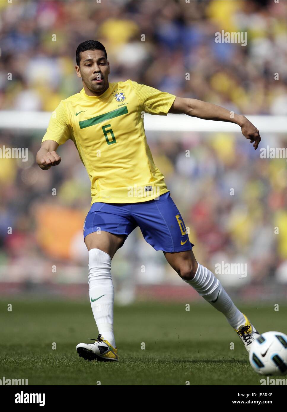 ANDRE SANTOS BRAZIL FENERBAHCE BRAZIL & FENERBAHCE EMIRATES STADIUM ...