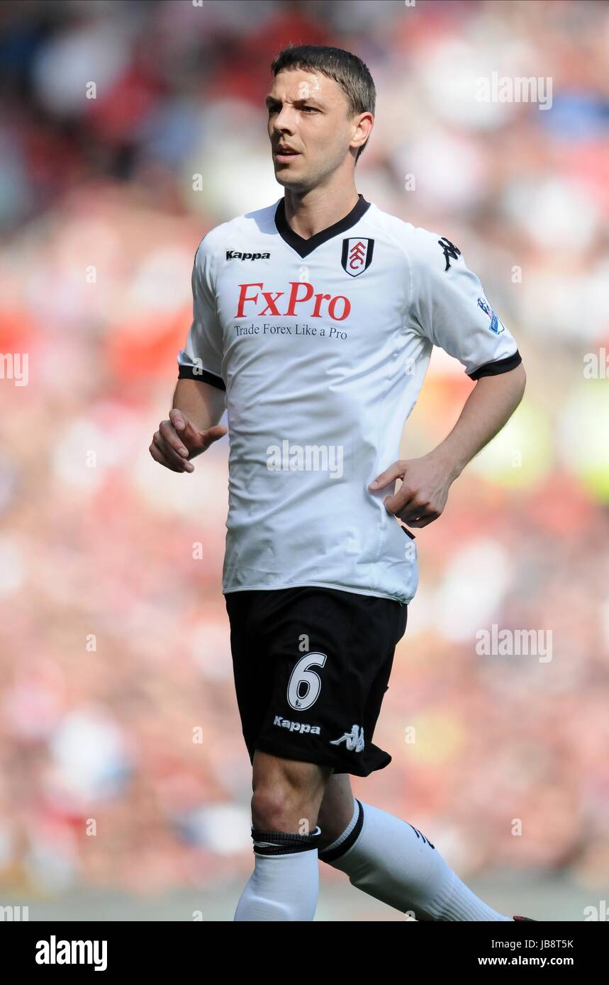 CHRIS BAIRD FULHAM FC FULHAM FC OLD TRAFFORD MANCHESTER ENGLAND 09 ...