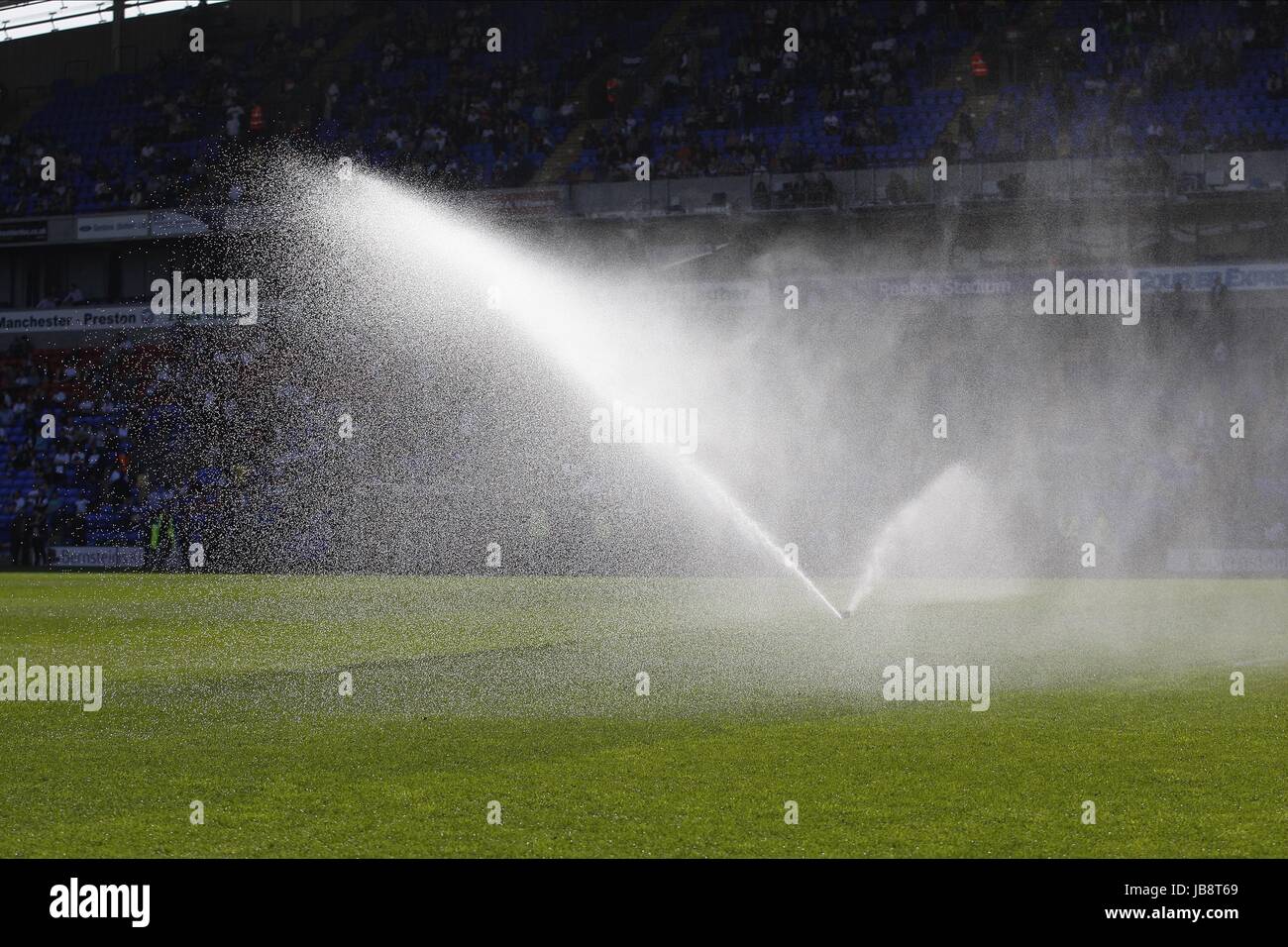 Football pitch sprinklers hi-res stock photography and images - Alamy