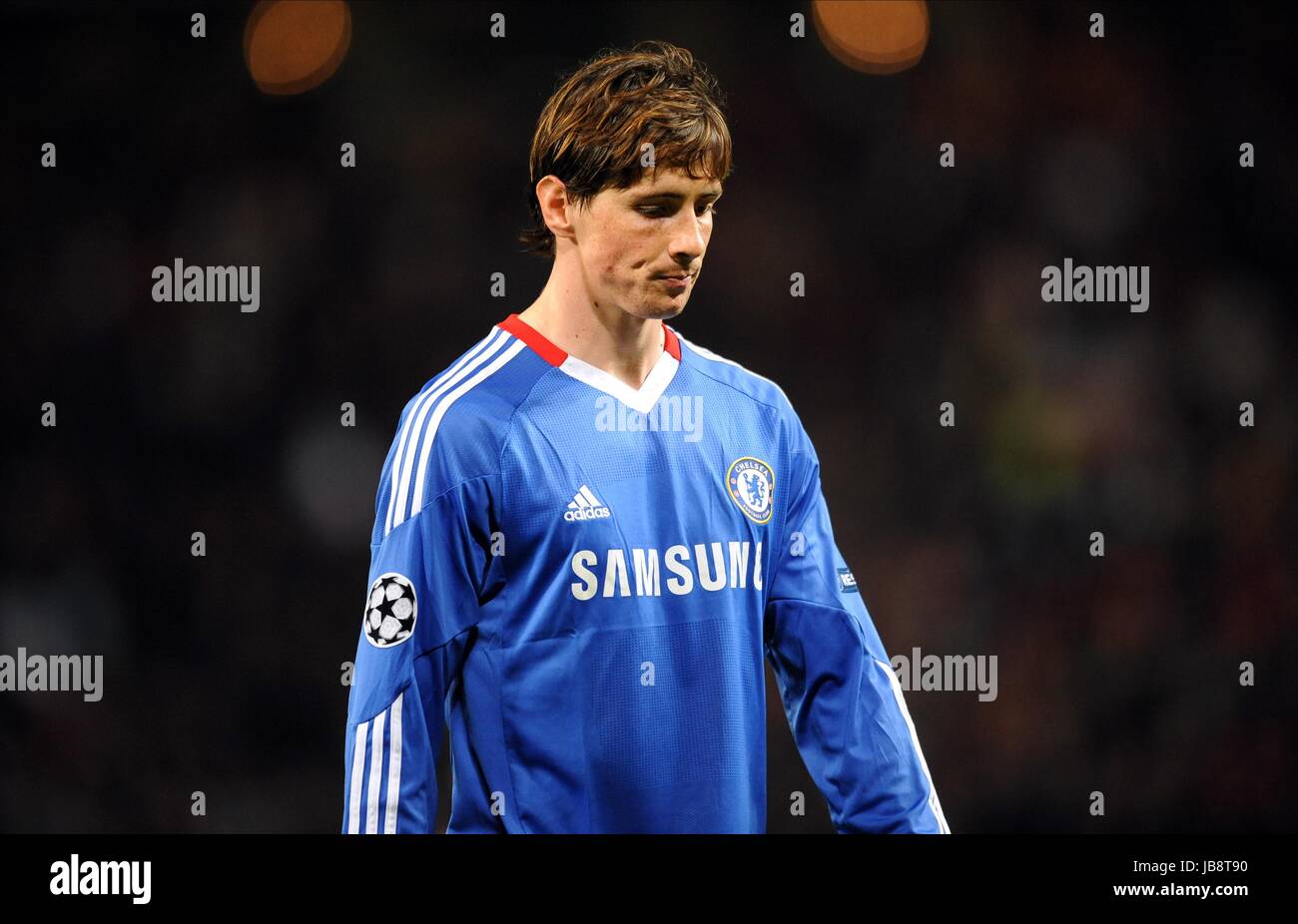 A UNHAPPY FERNANDO TORRES LEAV MANCHESTER UTD V CHELSEA OLD TRAFFORD ...