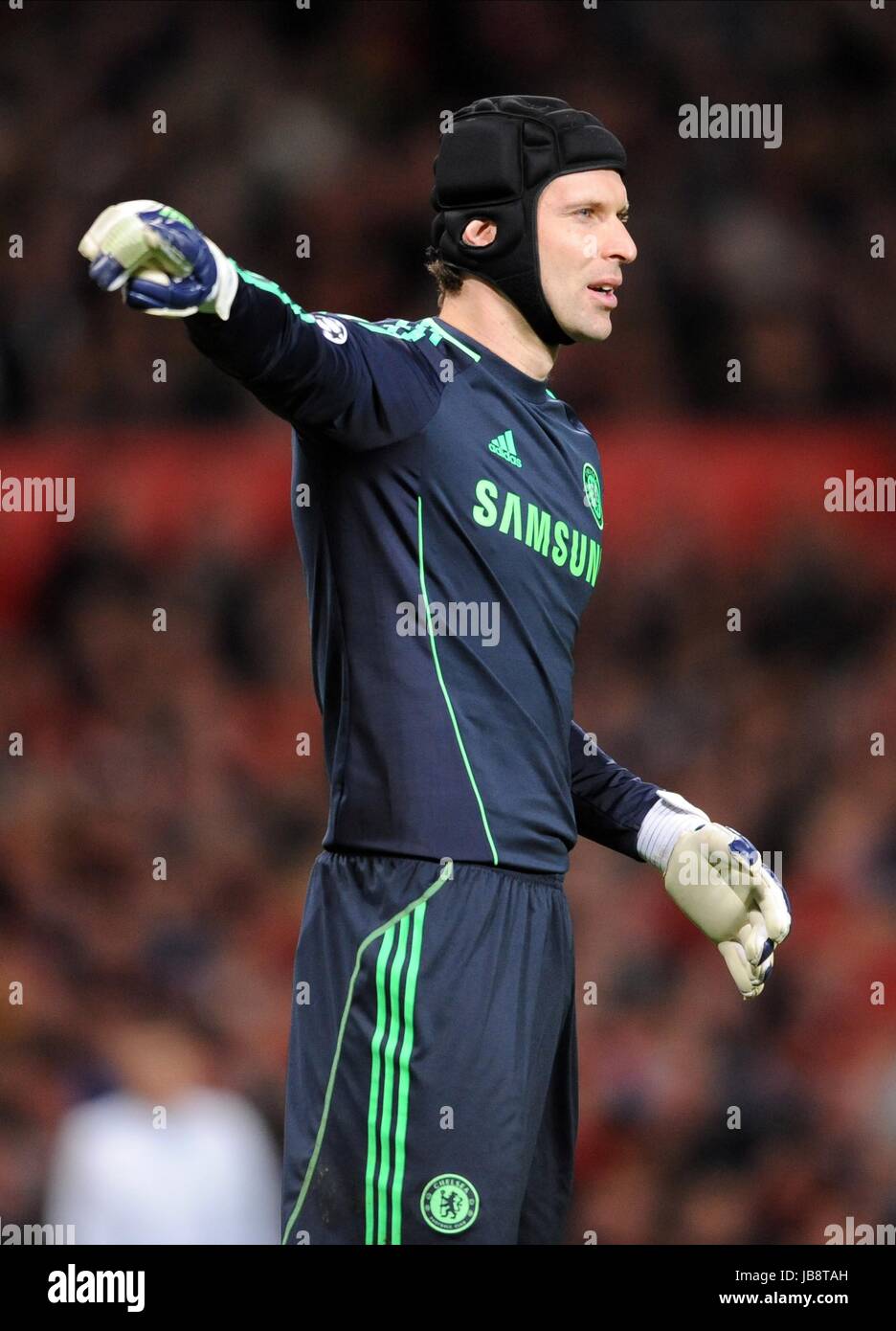 PETR CECH CHELSEA FC CHELSEA FC OLD TRAFFORD MANCHESTER ENGLAND 12 ...