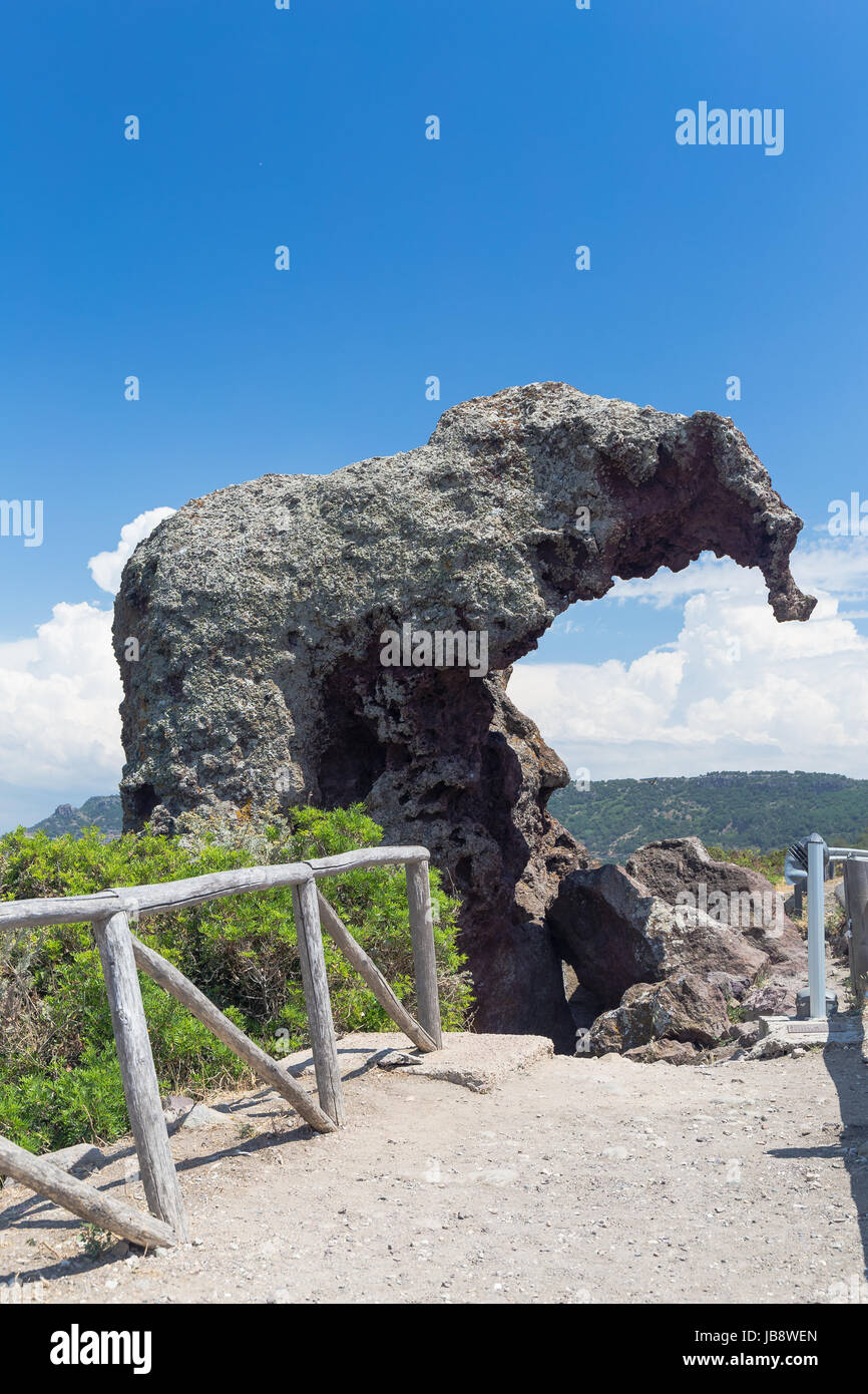 Elephant Rock is a large mass of trachyte stone standing beside State ...