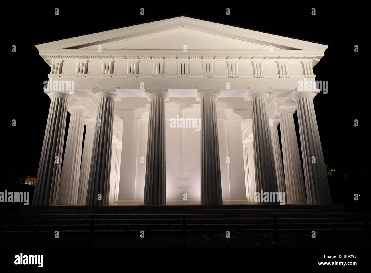 Architecture, old greek temple style Stock Photo - Alamy