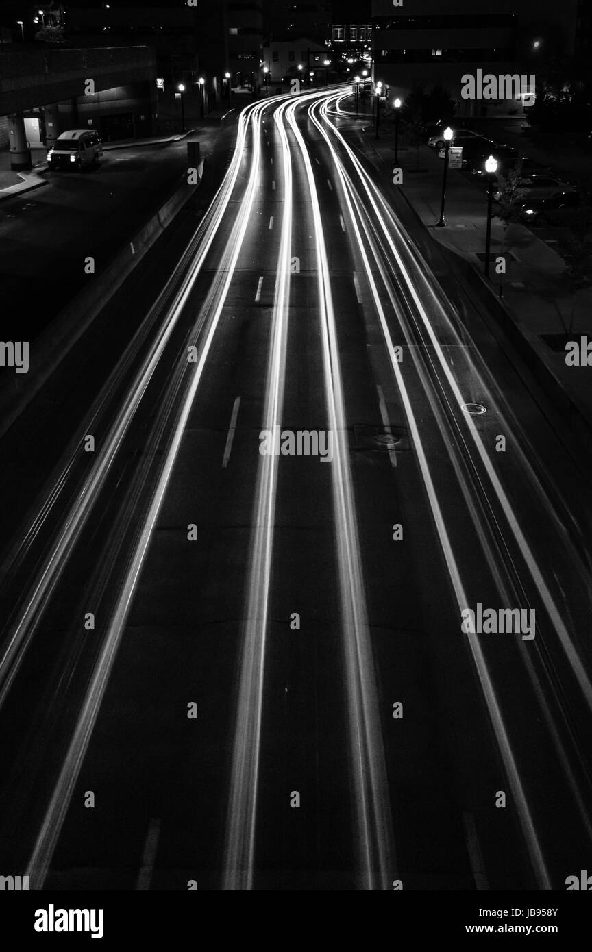 Overhead street light hi-res stock photography and images - Alamy