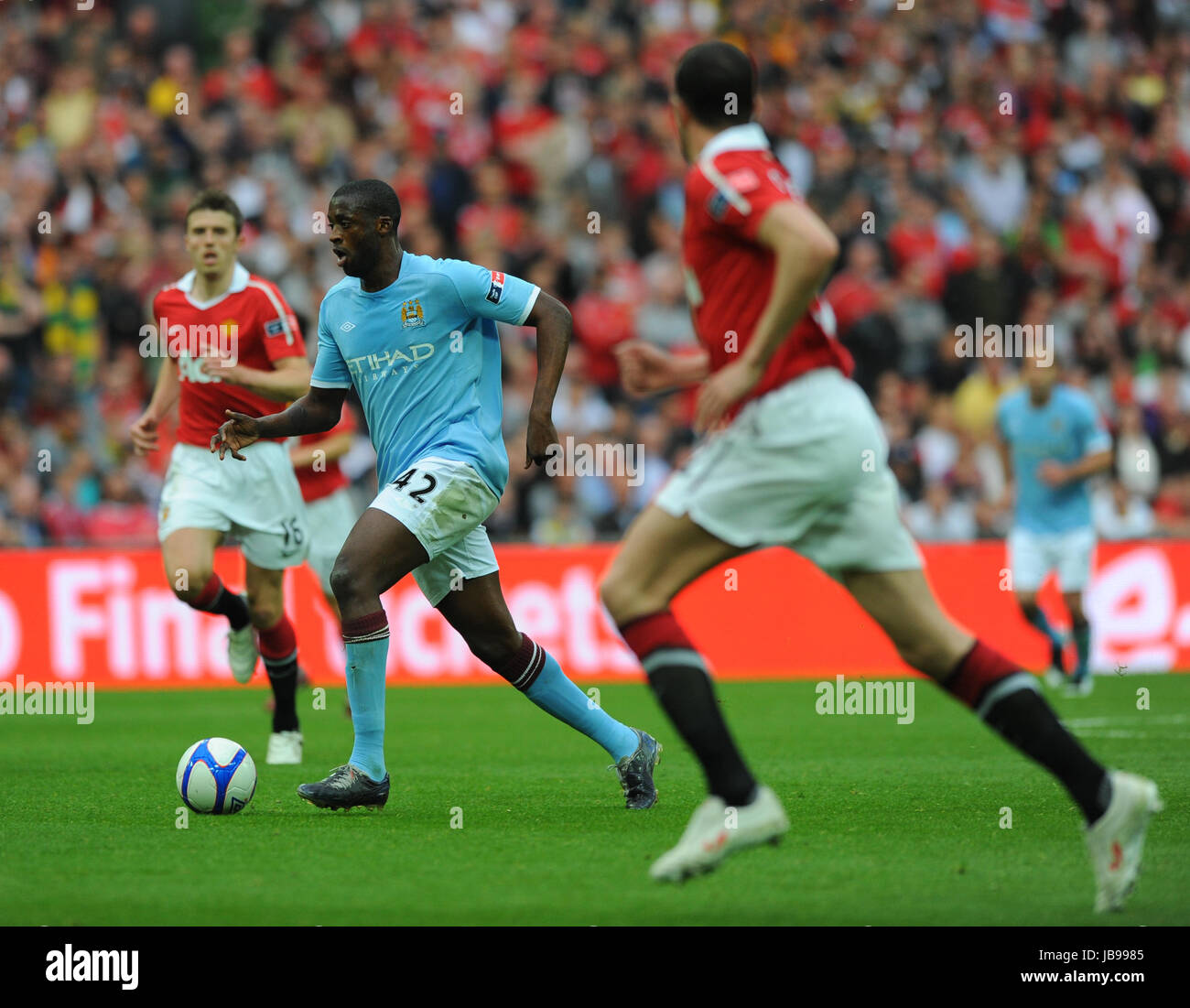 Yaya toure manchester city fa cup 2011 hi-res stock photography and ...