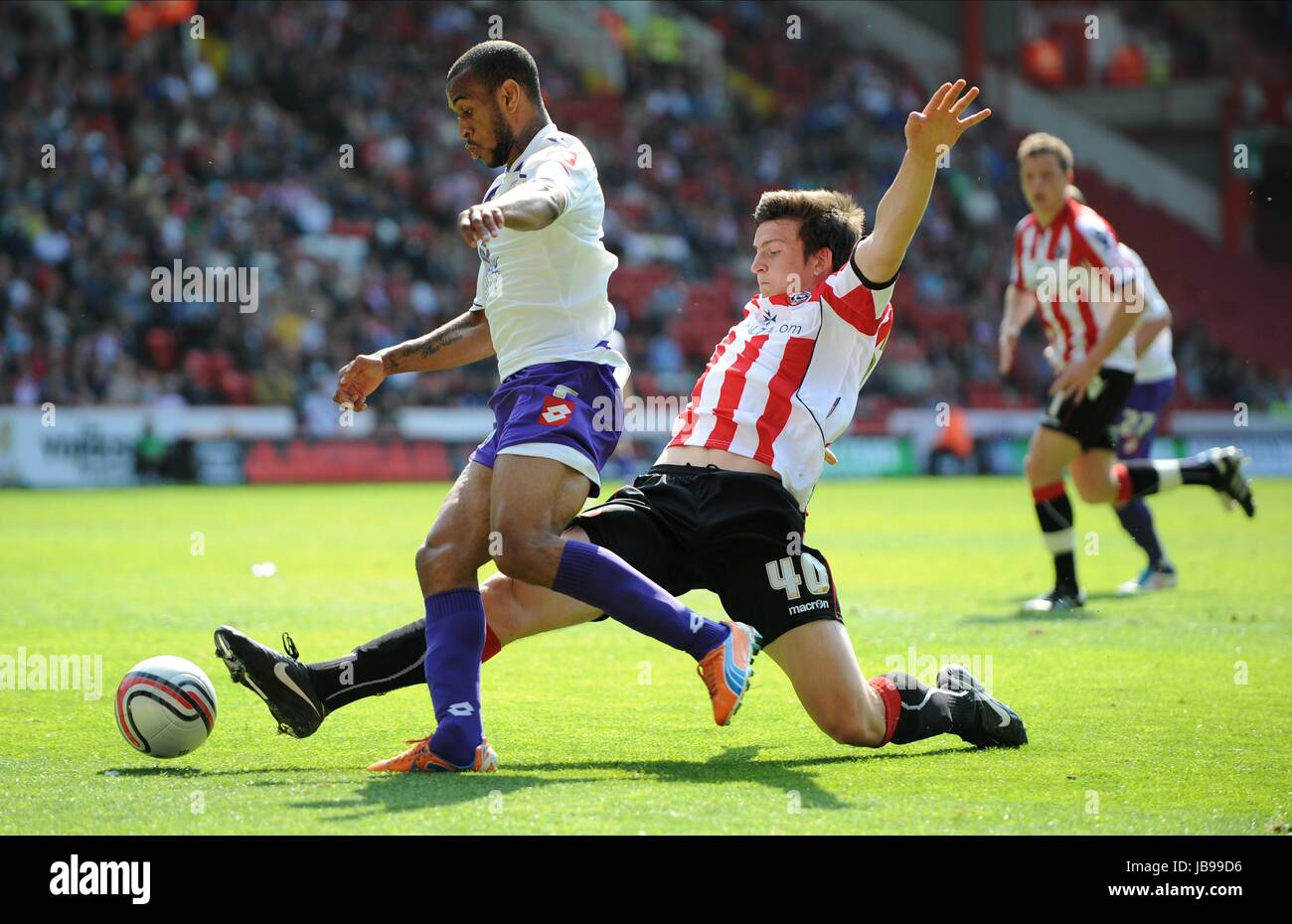 DANNY HAYNES HARRY MAGUIRE SHEFFIELD UNITED V BARN SHEFFIELD UNITED V ...
