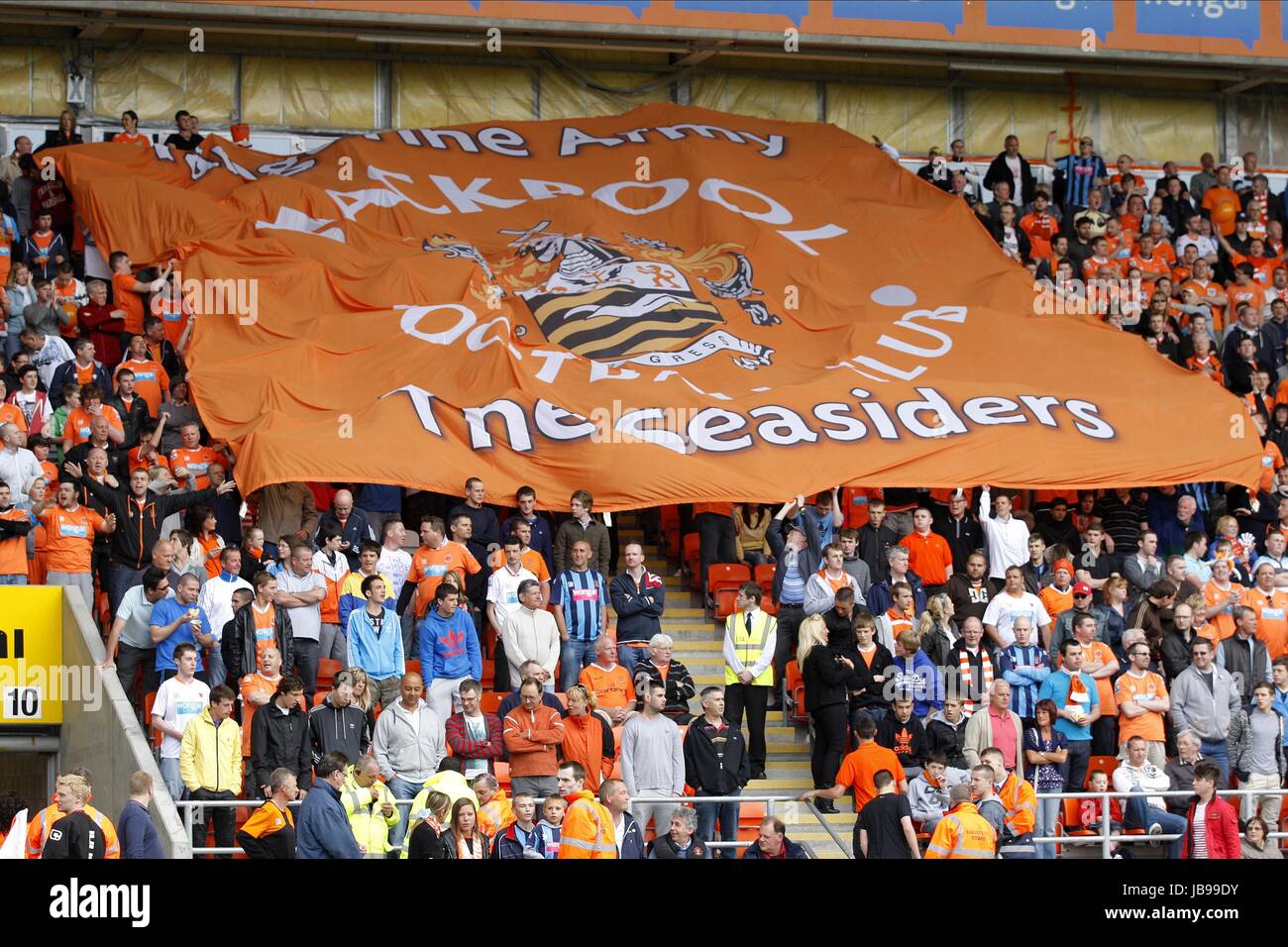 BLACKPOOL FANS WITH GIANT FLAG BLACKPOOL V NEWCAST BLACKPOOL V ...