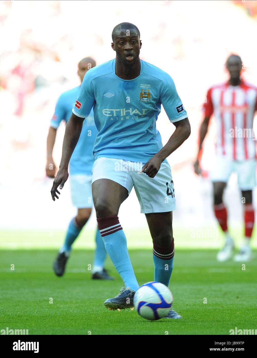 Yaya toure manchester city fa cup 2011 hi-res stock photography and ...