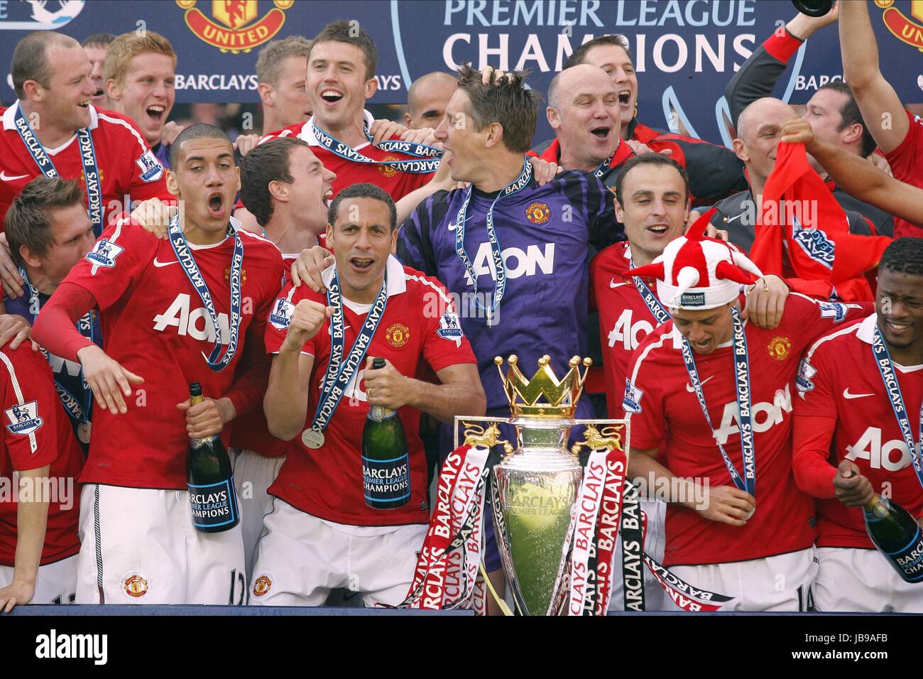 MANCHESTER UNITED CELEBRATIONS MANCHESTER UNITED C MANCHESTER UNITED ...
