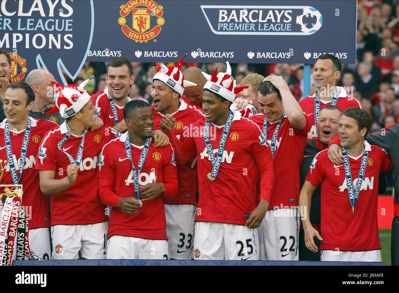MANCHESTER UNITED CELEBRATIONS MANCHESTER UNITED C MANCHESTER UNITED ...