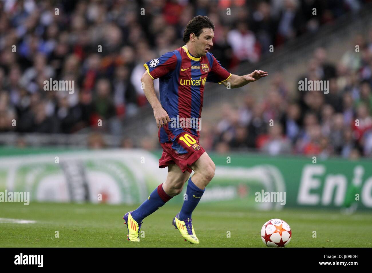 Lionel Messi 2011 Champions League Stock Photos & Lionel Messi 2011 ...