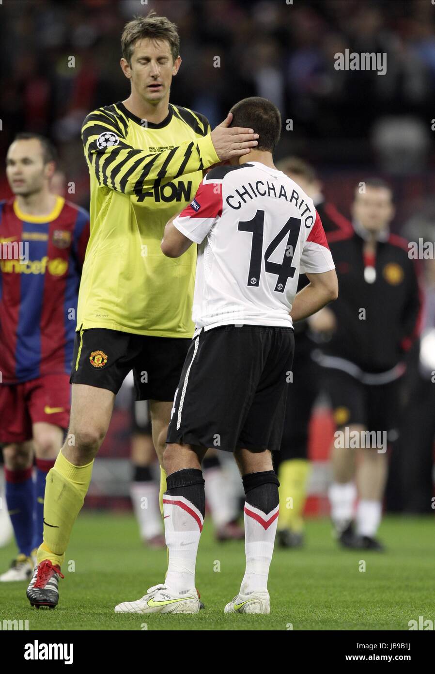 Edwin van der saar champions league hi-res stock photography and images ...