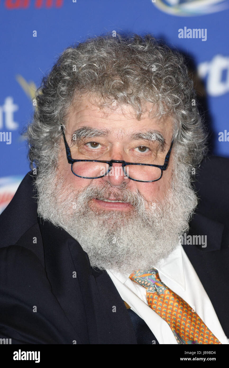 Chuck blazer hi-res stock photography and images - Alamy