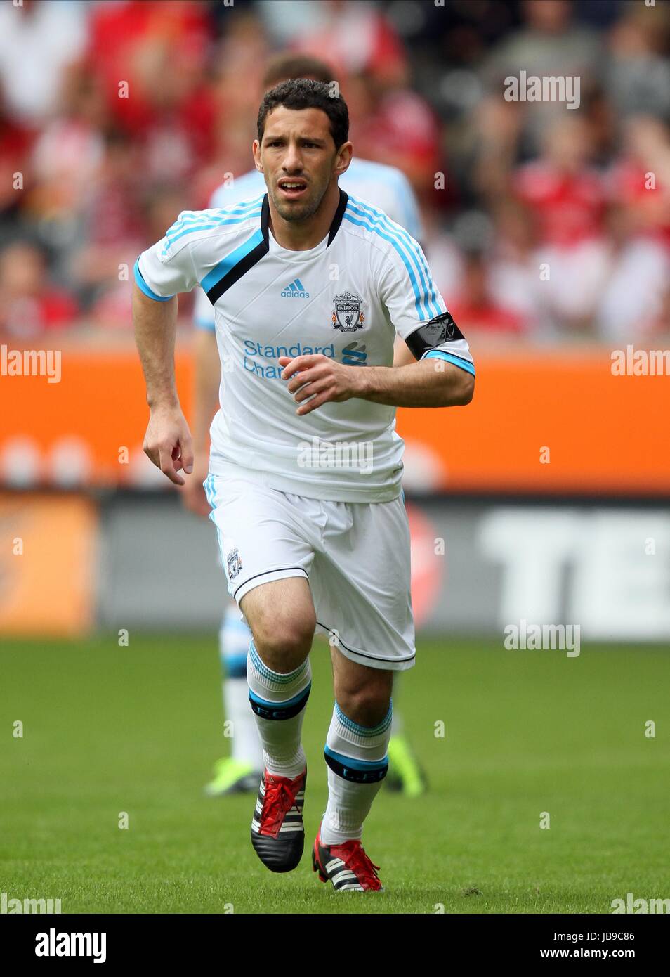 MAXI RODRIGUEZ LIVERPOOL FC LIVERPOOL FC KC STADIUM HULL ENGLAND 23 ...