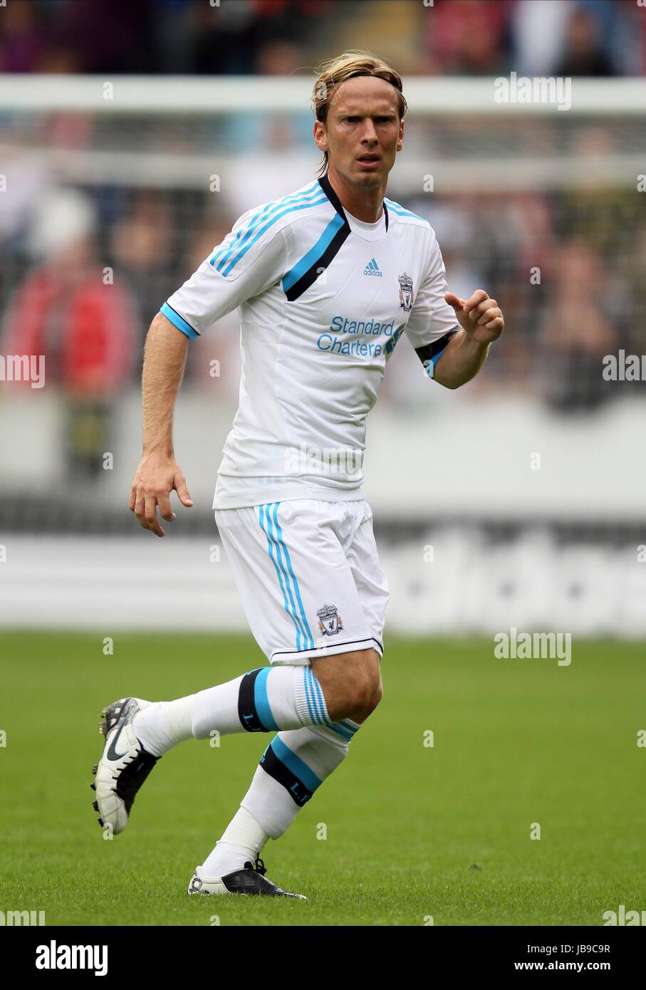 CHRISTIAN POULSEN LIVERPOOL FC LIVERPOOL FC KC STADIUM HULL ENGLAND 23 ...