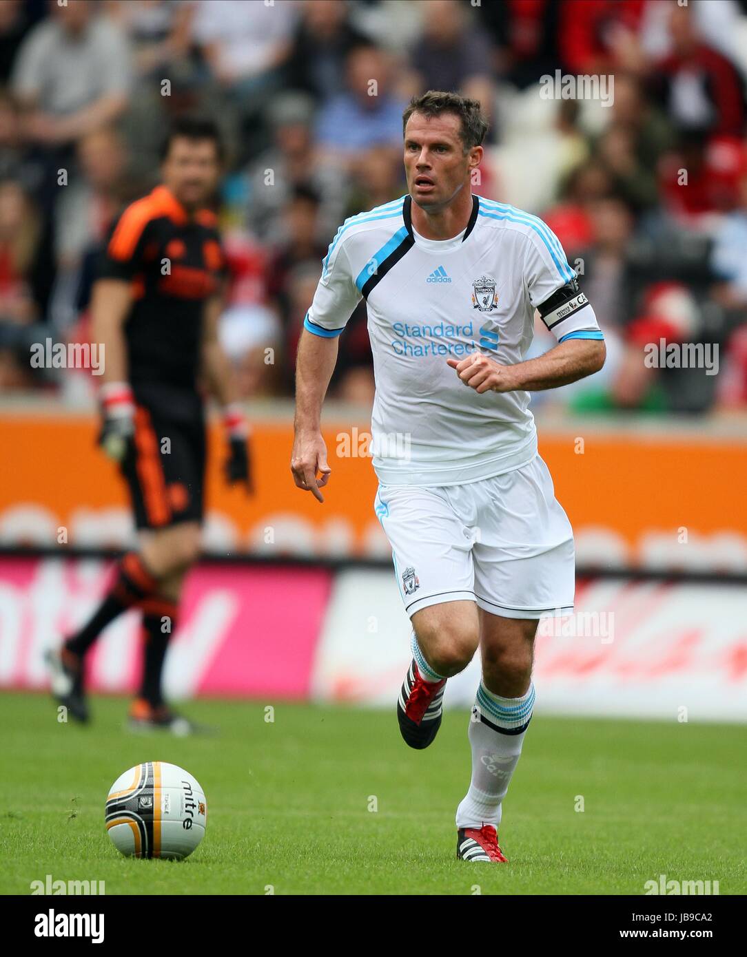 JAMIE CARRAGHER LIVERPOOL FC LIVERPOOL FC KC STADIUM HULL ENGLAND 23 ...