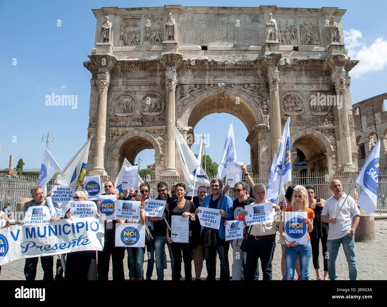 Gypsies rome hi-res stock photography and images - Alamy
