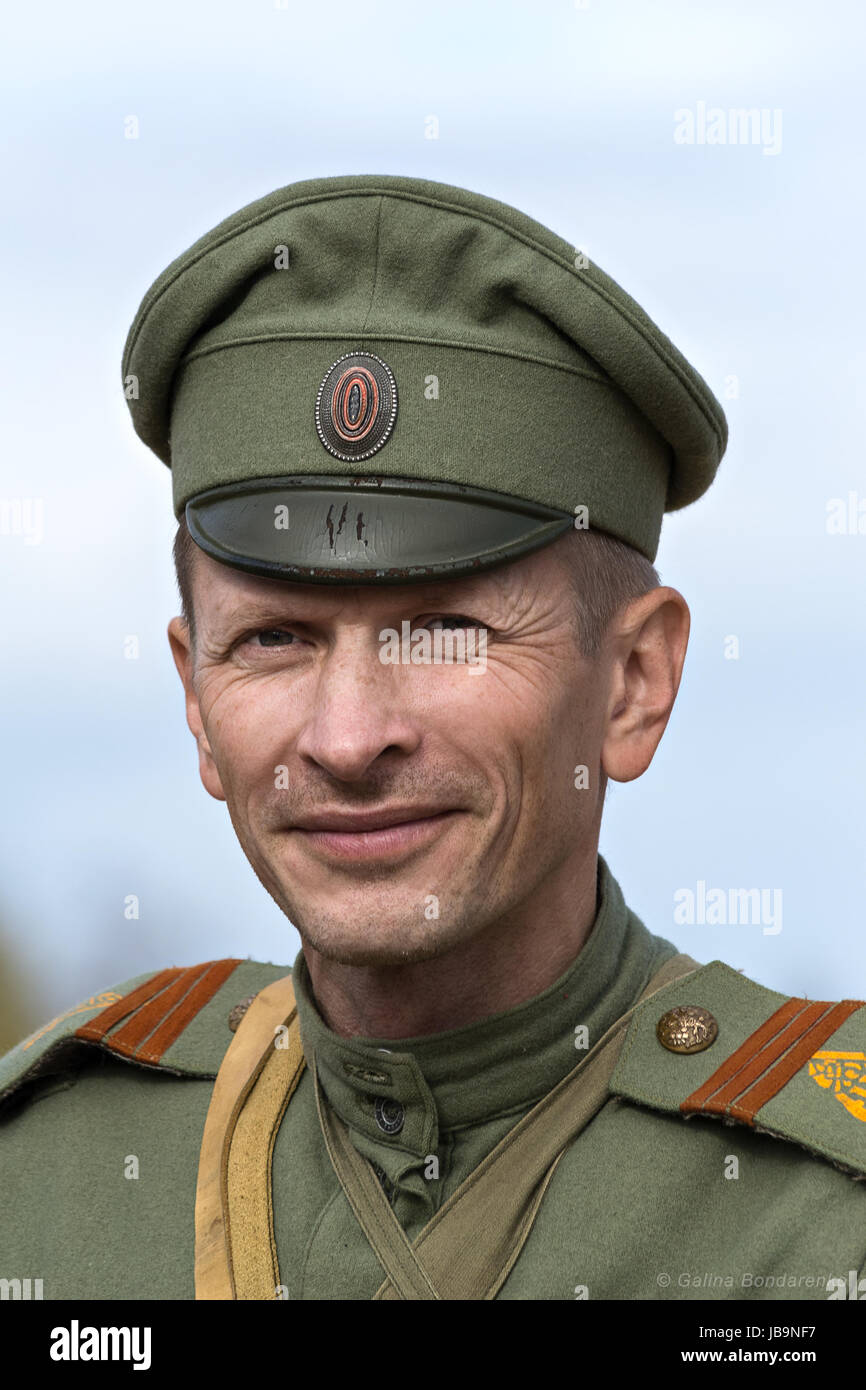 First world war soldier smiling hi-res stock photography and images - Alamy