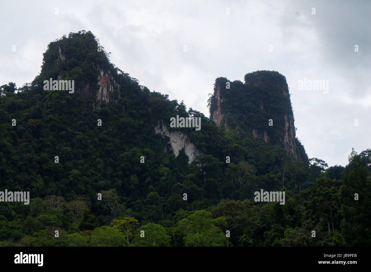 Limestone mountains in southern Thailand Stock Photo - Alamy