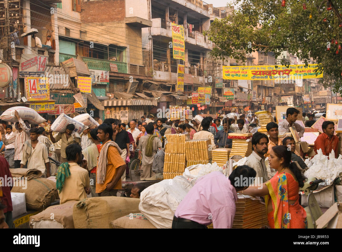 Crowded street scene in Old Delhi, India Stock Photo - Alamy